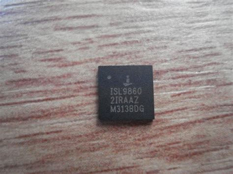 Микросхема Isl98602 Iraaz Isl9860 Qfn 40 — ціна 180 грн у каталозі Комплектуючі для Tv техніки