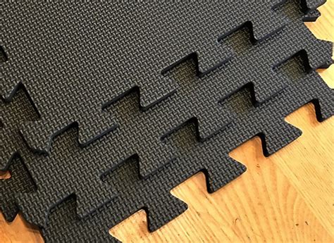 Warm Floor Interlocking Floor Tiles With Straight Edging Strips Black Workshops Cabins