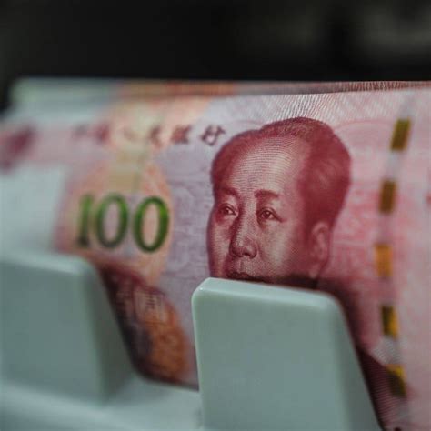 Opinion With A Strong Dollar And Weak Yen China Faces A Dilemma Over Where To Place The Yuan