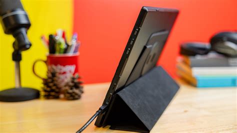 Plugable 156 Inch Usb C Portable Display Review Macworld