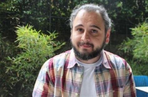 Tunca Öğretenden Sevgilisine Cezaevinden Evlilik Teklifi Gazete Kritik