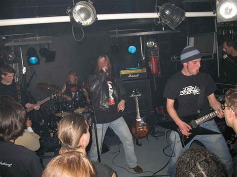 Profondo - Encyclopaedia Metallum: The Metal Archives