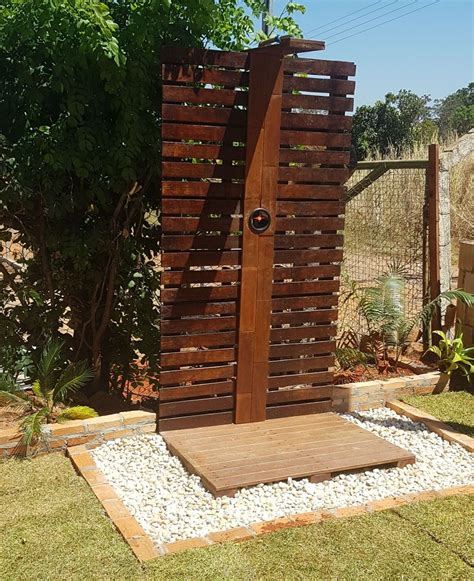 Chuveiro De Jardim Solardusche Garten Gartengestaltung Ideen