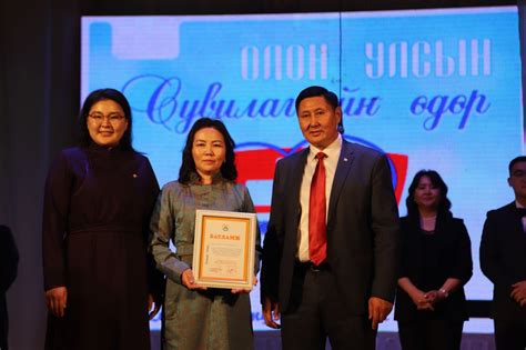 Өнөөдөр олон улсын сувилагчдын өдөр тохиож байна