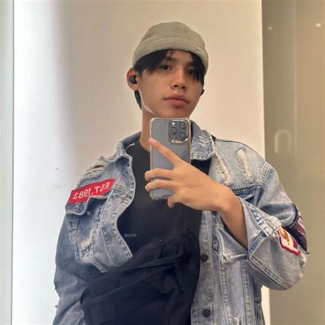 Wwₒᵣₗd 🧿 Earth R01 • Threads Say More