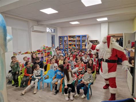 Вълшебни Коледни моменти за потребителите на Комплекс за социални услуги към Сдружение Бъдеще