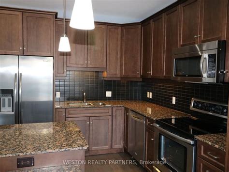 233 Erb St W Waterloo On Condosca