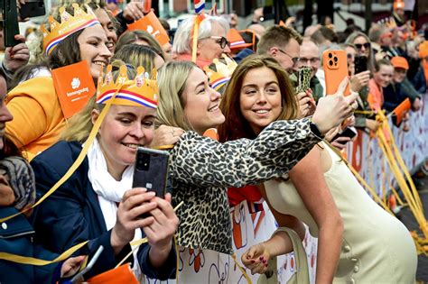 Prinses Alexia Feest Op Kostschool In Wales All Things Amalia