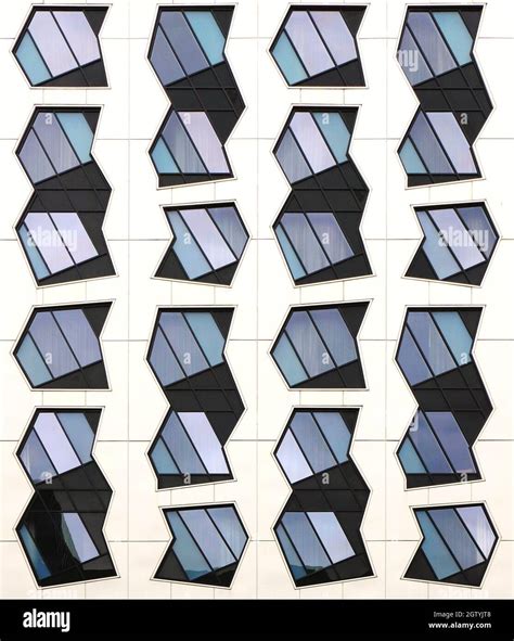 Diamond Shape Shaped Window Hi Res Stock Photography And Images Alamy