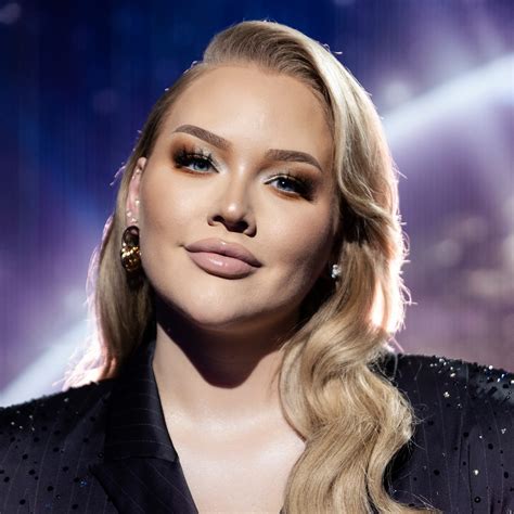 Nikkietutorials Makeup Sponge