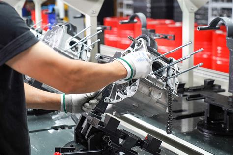 生产车间 台州市古思特车业有限公司致力于打造中高端个性踏板摩托车