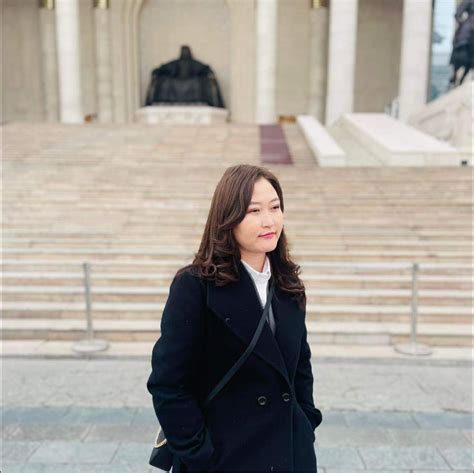 НАЙРСАГ БАРУУН УРТ ХӨДӨӨГИЙН БАГИЙН ӨДӨРЛӨГ Говийн нээлт Сүхбаатар аймгийн Баруун Урт