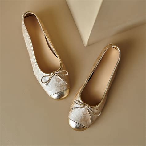 Chiko Etaina Square Toe Block Heels Pumps Shoes