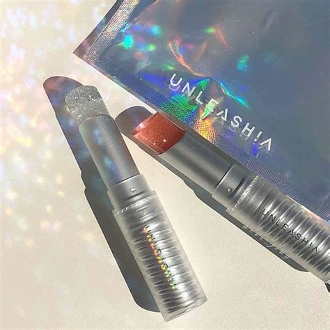 ʕℙʔ♡ 신 링 Makeup Cosmetics Aesthetic Makeup Aesthetic Objects