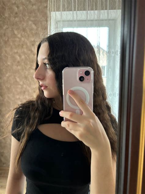 Chat With Ksenia Female