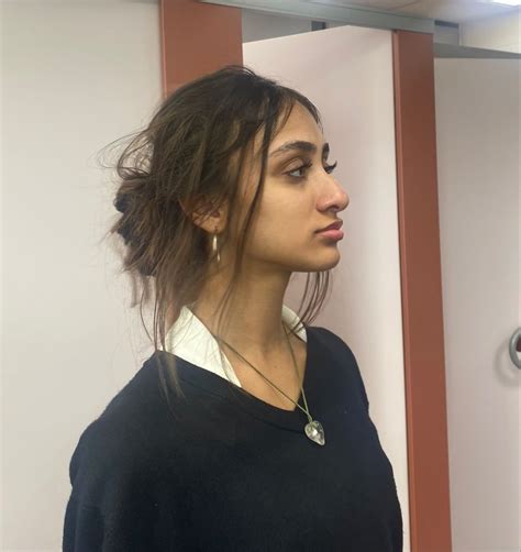 Ethnic Nose 🧞‍♀️🧞‍♀️ Big Nose Girl Big Nose Beauty Pretty Nose