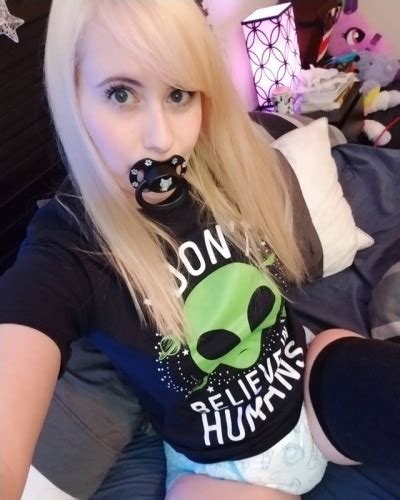 happy hump day guys jet lag has stolen my soul 😱 tumbex