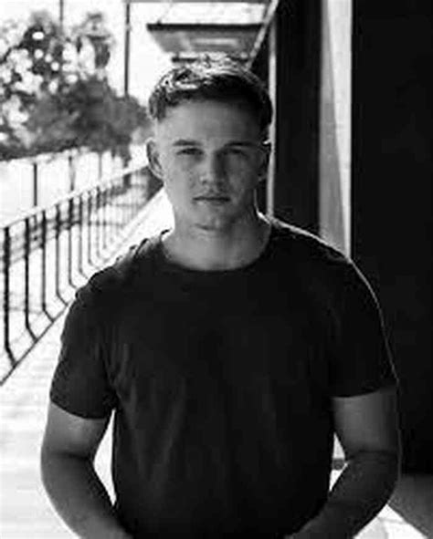 Gavin Macintosh Age Net Worth Height Affair Career And More