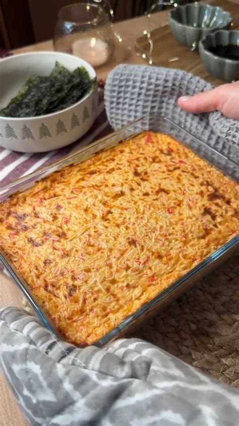 Смачні та прості рецепти 👩‍🍳 Repost Kyxna Mira РОЛЛ ІЗ САЛЯМІ Інгрідієнти Салямі