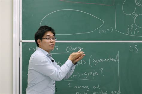 Hong Liu Gave A Talk Describing Approximate Structures Of An N Vertex M