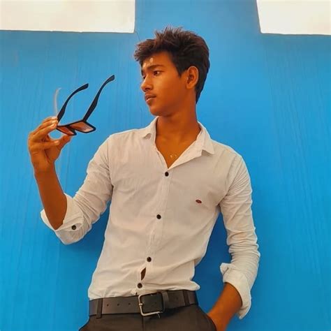 Sanjoy Itssanjoy • Threads Say More