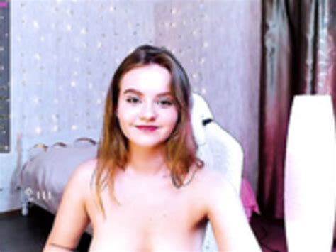 Emeli Blur Friendly Horny And Naked