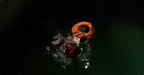 해경 바다에 빠진 50대 구조