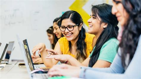 Protalento La Organizaci N De Talento Colombiana Que Forma J Venes Para Los Empleos Del Futuro