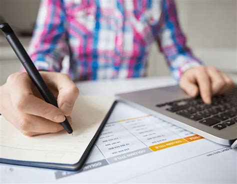 10 Proven Tips To Stay Focused While Studying