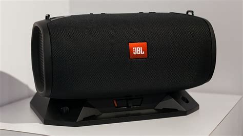 Jbl Hadirkan Dua Speaker Bluetooth Portable