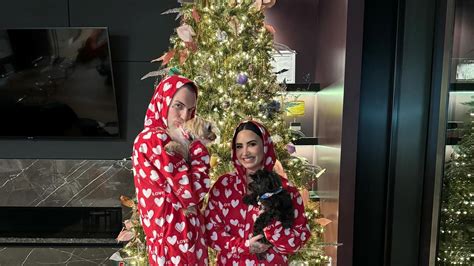 Demi Lovato Und Jute Feiern Erstes Weihnachten Als Verlobte