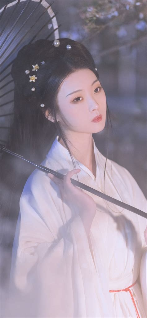 Wallpaper Retro Style Chinese Girl Umbrella Fog 5120x2880 Uhd 5k