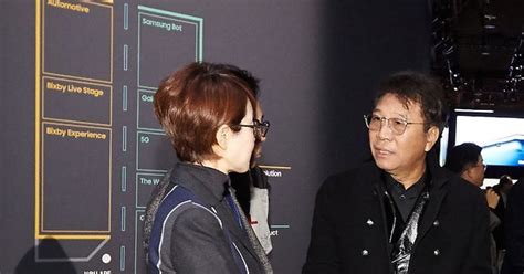 Sm 이수만 총괄 프로듀서 Ces 2019 참석해 글로벌 기업 전시장 방문