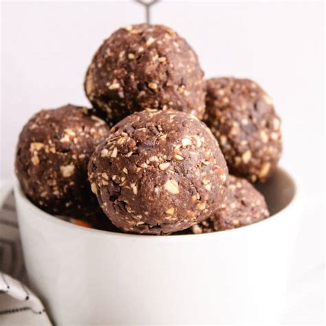 Ginger Balls Candy At Sebastian Belbin Blog