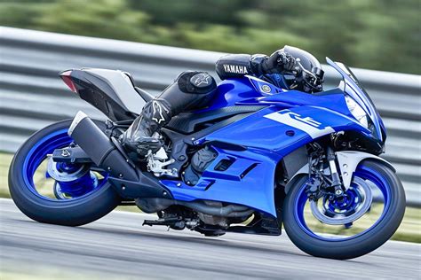 2021 Yamaha YZF-R3 Buyer’s Guide: Specs, Prices + Photos - GearOpen.com