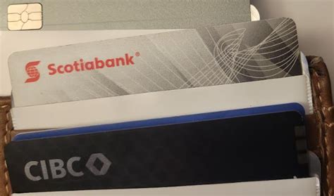 신용카드 부채 급증 The Diversity Times