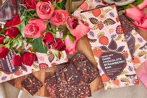 Delicious Chocolate Covered Strawberries Trader Joes Valentines Day