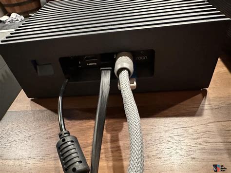 Roon Nucleus Rev A With Small Green Computer Sgc Linear Power Supply