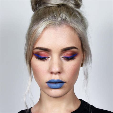 605k Followers 604 Following 630 Posts See Instagram Photos And