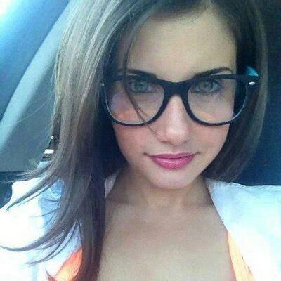 7 Hot Sexy Emma Fontanella Bikini Pics