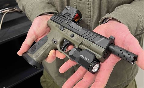 Eos Show 2023 Beretta Presenta La Apx A1 Fs Tactical E La Apx A1