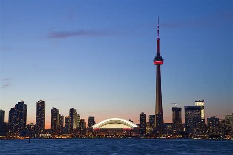 Skyline Of Downtown Toronto Cn Tower License Image 71047880