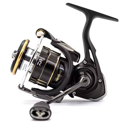 Катушка Daiwa 20 Ballistic EX LT 2500D купить по низкой цене — интернет ...