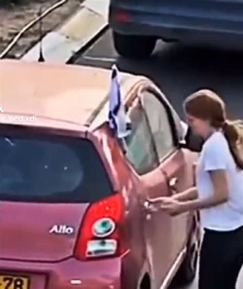 Yikes Hardcore Israeli Flag Lover Has To Hide The Flag