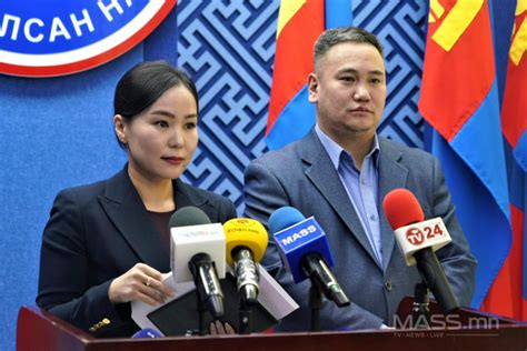 О Батханд Цахим орчинд хүний эрхийг хамгаална гэсэн нэрийн дор Монгол хүний бичих эрхийг