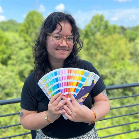 valiant marketing on linkedin oneyear anniversary workanniversary graphicdesigner