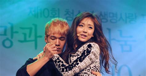 [mbn포토] 레이디스코드 리세 男댄서와 완벽 호흡