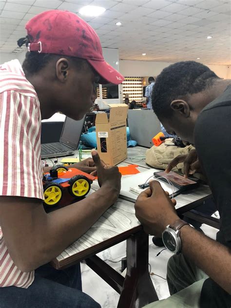 Robotics Biomedicalengineering Innovation Arduino Gesturecontrol