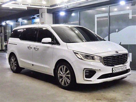 기아 더 뉴 카니발 디젤 9인승 프레스티지