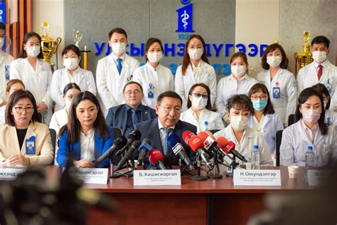 🔵Цусны үүдэл эсийг донороос өвчтөнд суулгах эмчилгээг Монголд анх удаа